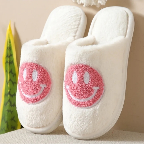 lovey girl | Shoes | Nwt Smiley Face Emoji Slippers | Poshmark